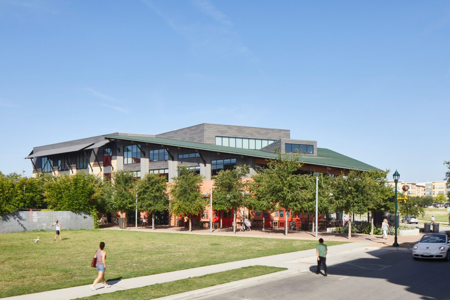 Mueller Diamond Building — Lake Flato