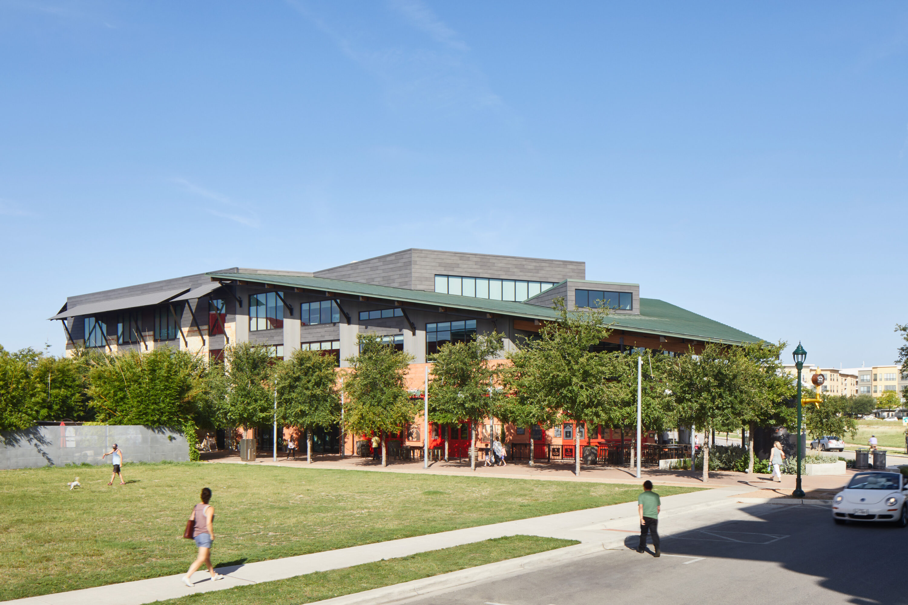 Mueller Diamond Building — Lake Flato