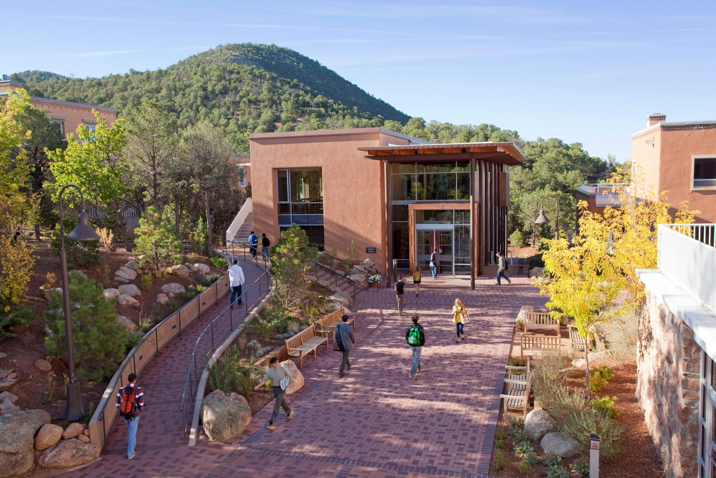 St. John’s College Levan Hall — Lake Flato